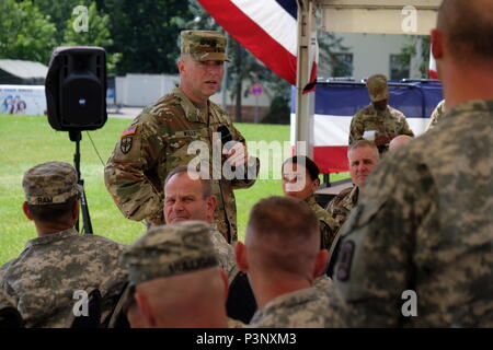 Command Sgt. Maj. James Wills, U.S. Army Reserve Command, participates ...