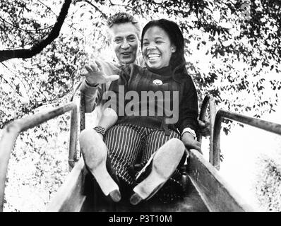 peter finch, eletha barrett, new york, 1968 Stock Photo - Alamy