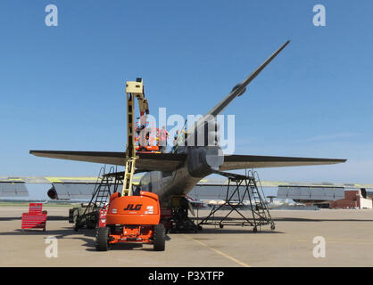 B-52H Stratofortress tail number 61-0009, nicknamed "Damage Inc. II ...