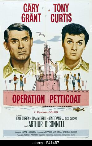 Operation petticoat Year: 1959 USA Cary Grant , Joan O'Brien , Dina Merrill , Tony Curtis on the ...