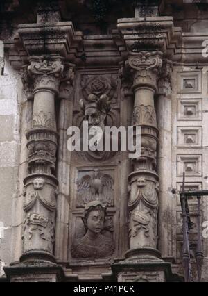 EXTERIOR-BUSTOS DE FCO PIZARRO E INES YUPANQUI-BALCON ESQUINA. Location ...