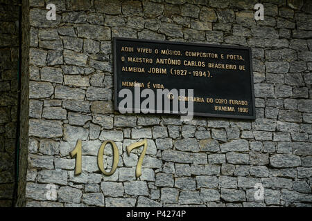 Casa Tom Jobim, localizada em Ipanema, Rio de Janeiro, RJ Stock Photo ...