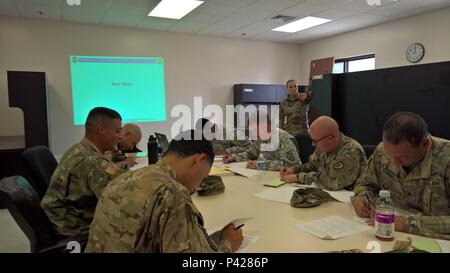 Soldiers from Bravo Company, 225th Brigade Support Battalion, 2nd ...
