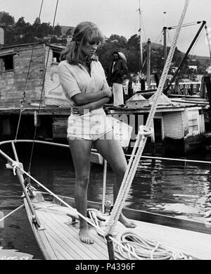 Original Film Title: PETULIA. English Title: PETULIA. Film Director ...
