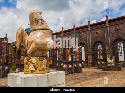 Maior escultor vivo do Brasil, o pernambucano Francisco Brennand tem ...