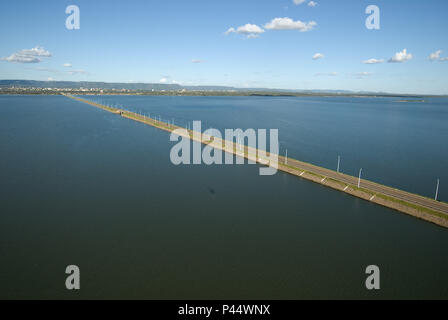 Ponte Fernando Henrique Cardoso, Rio Tocantins, Lago UEH Lajeado, BR ...