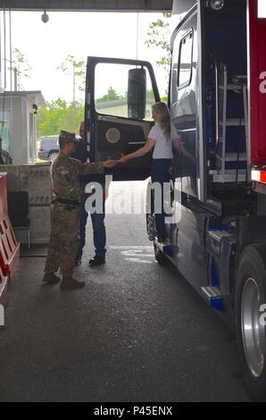 SUNNY POINT, N.C. – Members of the North Carolina Army National Guard’s ...