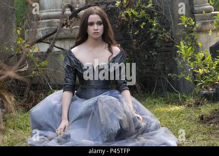 Original Film Title: BEAUTIFUL CREATURES. English Title: BEAUTIFUL ...