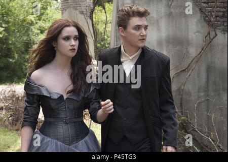 Original Film Title: BEAUTIFUL CREATURES. English Title: BEAUTIFUL ...