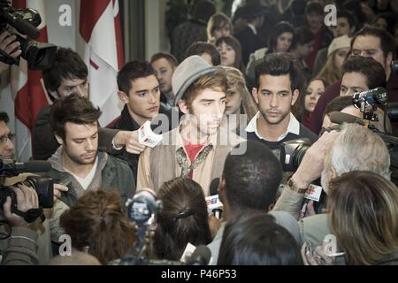 Original Film Title: STARBUCK. English Title: STARBUCK. Film Director ...