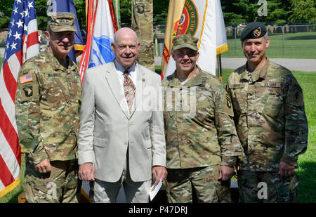 Lt. Gen. James McConville, left, U.S. Army Deputy Chief of Staff, G-1 ...