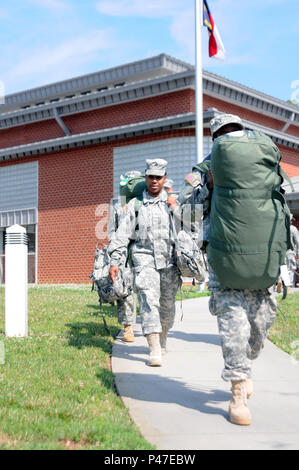 Soldiers assigned to the 630th Combat Sustainment Support Battalion ...