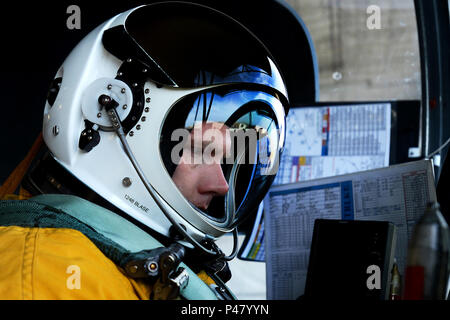 U2 Cockpit 2 Stock Photo - Alamy