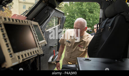 Combat Tactical Vehicle (Technology Demonstrator Stock Photo - Alamy