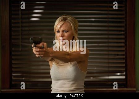 CATCH .44 (2011) MALIN AKERMAN, BRUCE WILLIS, AARON HARVEY (DIR) 004 ...