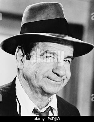 LITTLE MISS MARKER UNIVERSAL PICTURES JULIE ANDREWS, SARA STIMSON Date ...