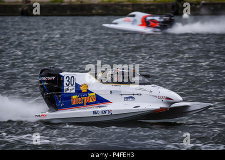 Powerboat of F1 Atlantic Team racing in the F1H2O Formula 1 Powerboat ...