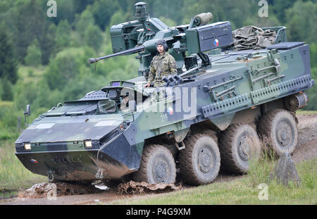 armoured vehicle Pandur II Stock Photo - Alamy