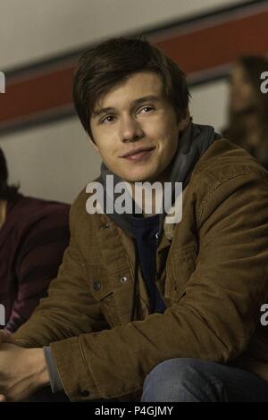 Original Film Title: THE 5TH WAVE. English Title: THE 5TH WAVE. Film ...