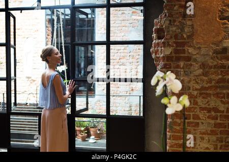 Original Film Title: TENEMOS QUE HABLAR. English Title: TENEMOS QUE ...