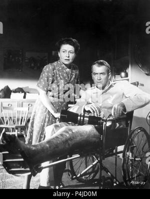 Thelma Ritter & James Stewart Film: Rear Window (USA 1954) Characters ...