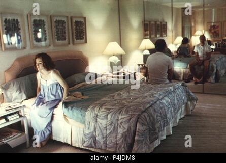 SAFE -1995 JULIANNE MOORE Stock Photo - Alamy