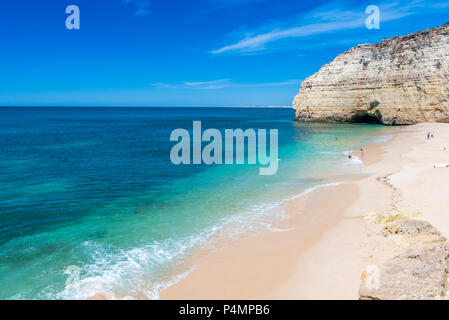 Praia do Vale de Centianes - beautiful beach of Algarve in Portugal ...