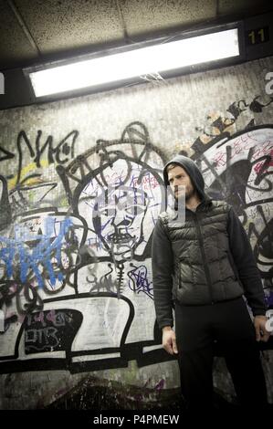 THE FALL, 2013, JAMIE DORNAN Stock Photo - Alamy