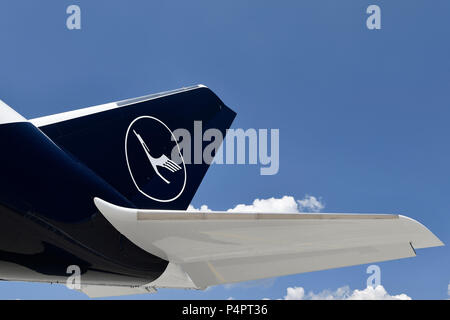 Lufthansa, New Livery, Airbus, A350, 900, A350-900, call sign Stock ...