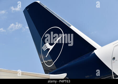 Lufthansa, New Livery, Airbus, A350, 900, A350-900, call sign Stock ...