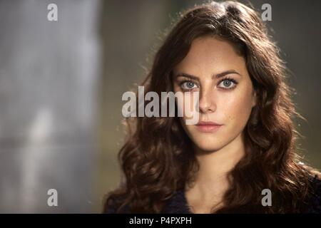 KAYA SCODELARIO, THE MAZE RUNNER, 2014 Stock Photo - Alamy
