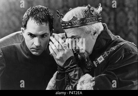 Kenneth Branagh & Michael Maloney Film Hamlet (UK/USA 1996) Characters ...