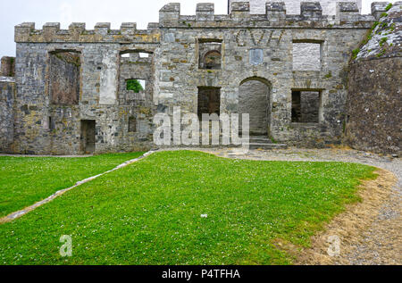 IRELAND, DONEGAL COUNTY, DOE CASTLE Stock Photo - Alamy