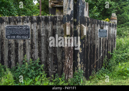A section of the Lancaster canal and lock at Tewitfield Locks on the ...