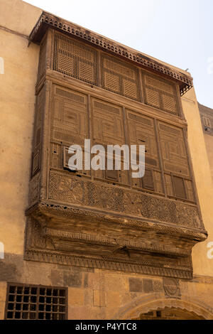 mashrabiyya window of turned wood, Bayt al-Sinnari palace, Cairo, Egypt ...
