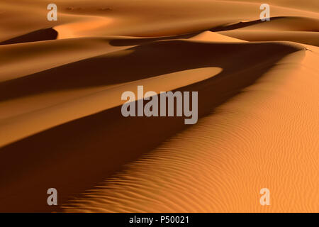 Africa, Algeria, Illizi Province, Sahara desert, Tassili n'Ajjer ...
