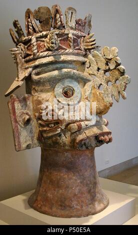 ARTE PRECOLOMBINO. CULTURA MIXTECA. MEXICO. CABEZA DEL DIOS DE LA ...