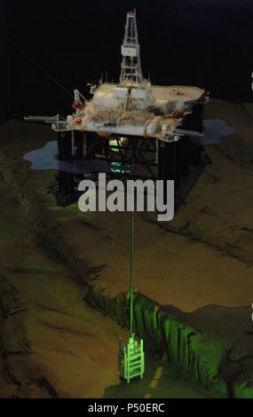 Semi submersible drilling rig, Island Innovator Stock Photo - Alamy