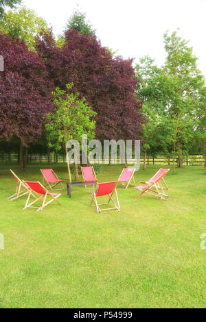 An ideal meeting place, relaxed seating for 8 outdoors in the French ...