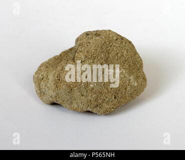 ARENISCA. Roca sedimentaria clástica formada de arenas cementadas. De ...