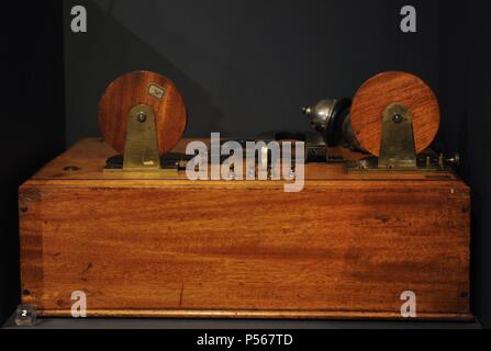 Carborundum radio-receiver. 1917. Officine Marconi, Genova. National ...