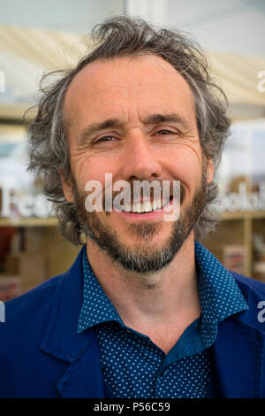 Steve Benbow from the London Honey Company, who tends the Tate Modern ...