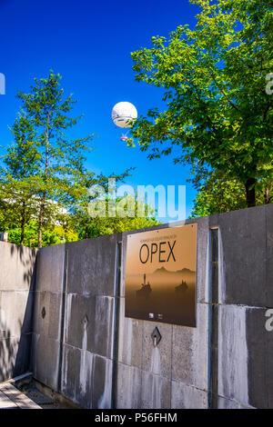Sculpture outside Parc Andre Citron in Paris, France Stock Photo - Alamy