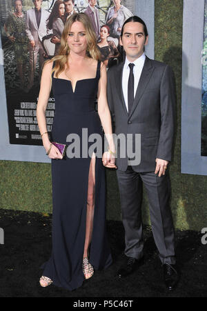 Shani Harrison at the Beautiful Creatures Premiere at the Chinese ...