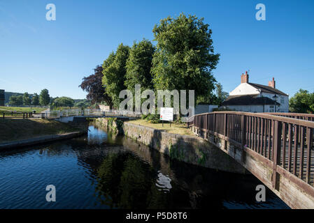beeston lock nottingham england uk Stock Photo - Alamy