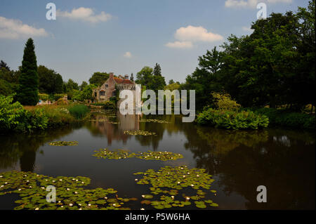 Scotney Castle Kent Stock Photo - Alamy