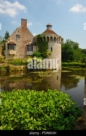 Scotney Castle Kent Stock Photo - Alamy