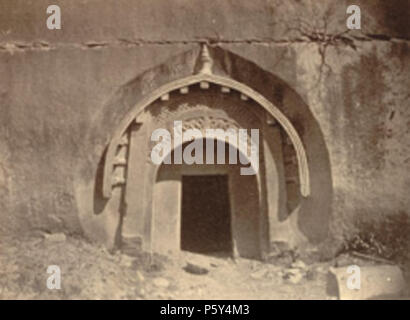 Entrance to the Lomas Rishi Cave, Barabar, Bihar Stock Photo - Alamy