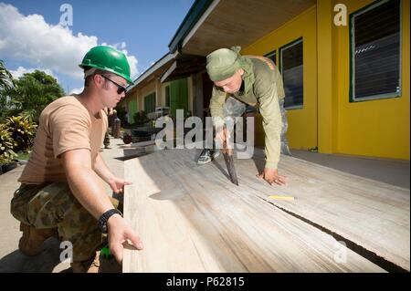 Australian Army Sapper Chad Holne, a Carpenter from 21 Construction ...