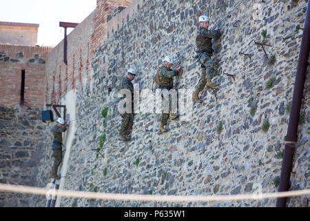 centre national entrainement commando cnec national commando training ...